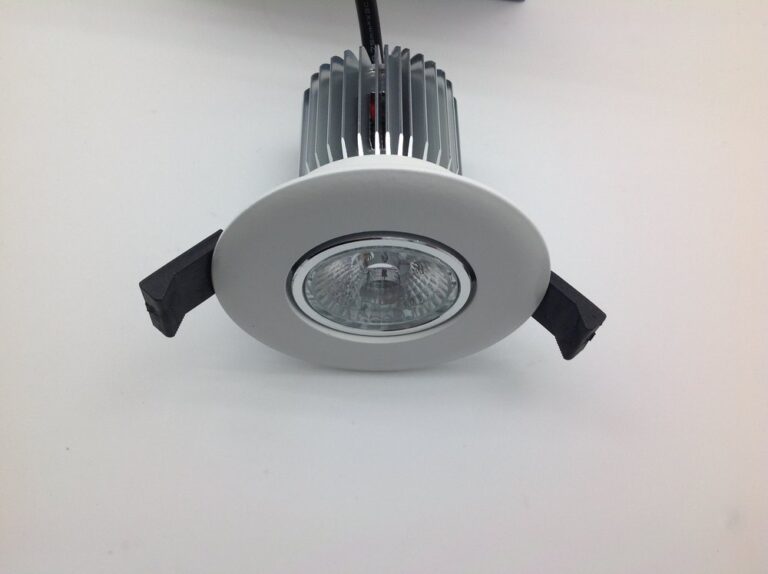 Klipt 11W Dimmable LED Downlight – Buy Online